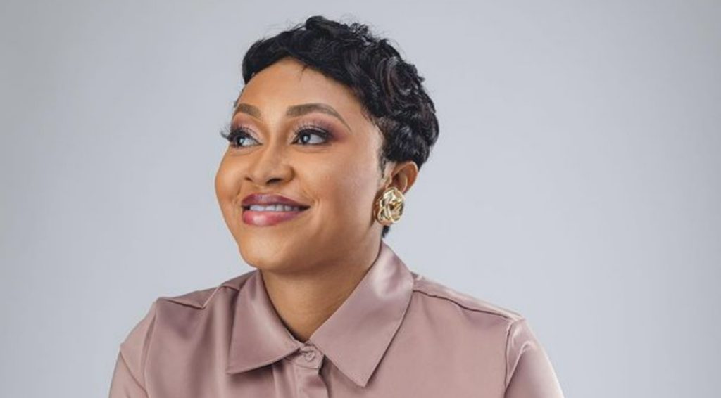 EFE GRACE MAKES THE COVER GIRL FOR ZOI MAGAZINE-SEPTEMBER EDITION ...